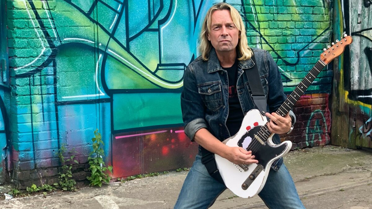 Michael Voss landete mit Tribute an Status Quo Legende Rick Parfitt auf ...