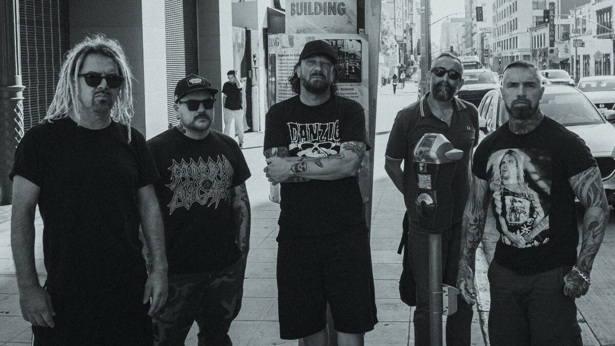Das französische Heavy-Metal-Quintett ‚Mass Hysteria‘ landeten jetzt ...
