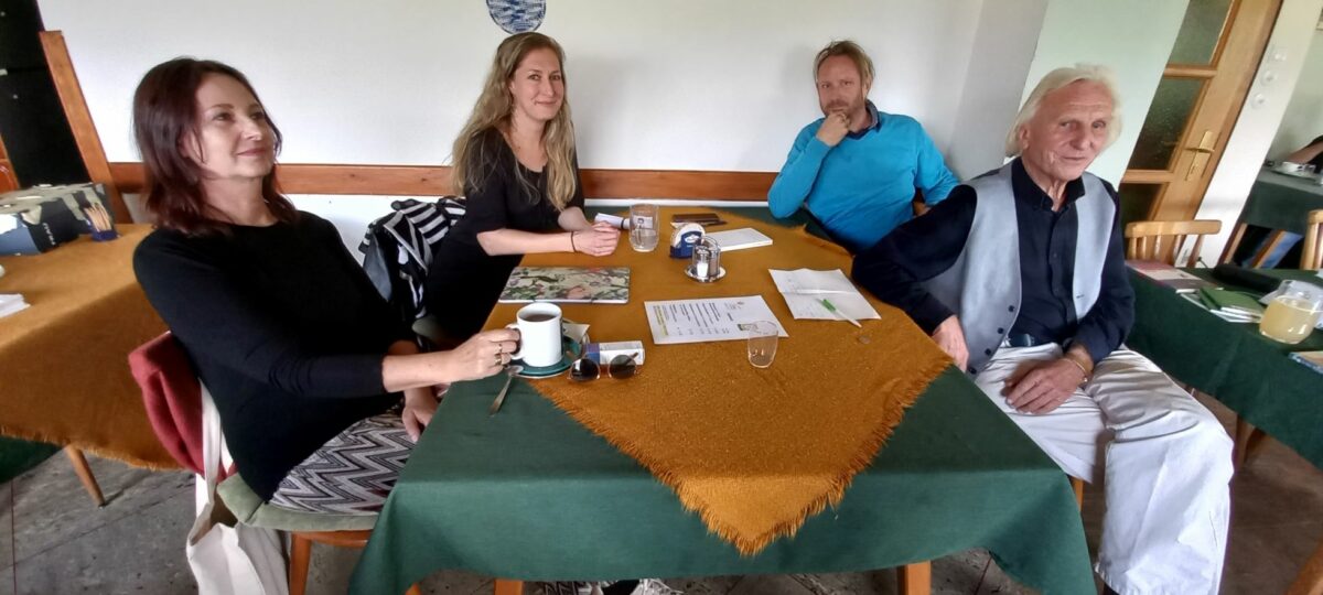 Eine feine musikalische Lesung mit Walter Baco zum ‚Tag des Buches‘ im ...