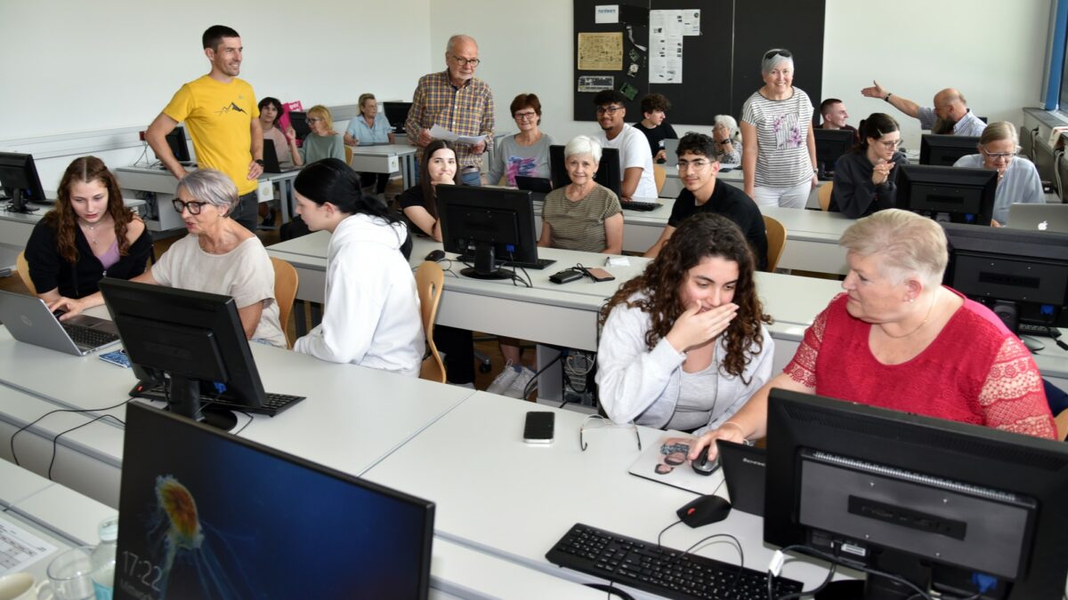 Stadtgemeinde Ternitz organisiert Computer-Kurse für Seniorinnen und Senioren – Schwarzataler Online